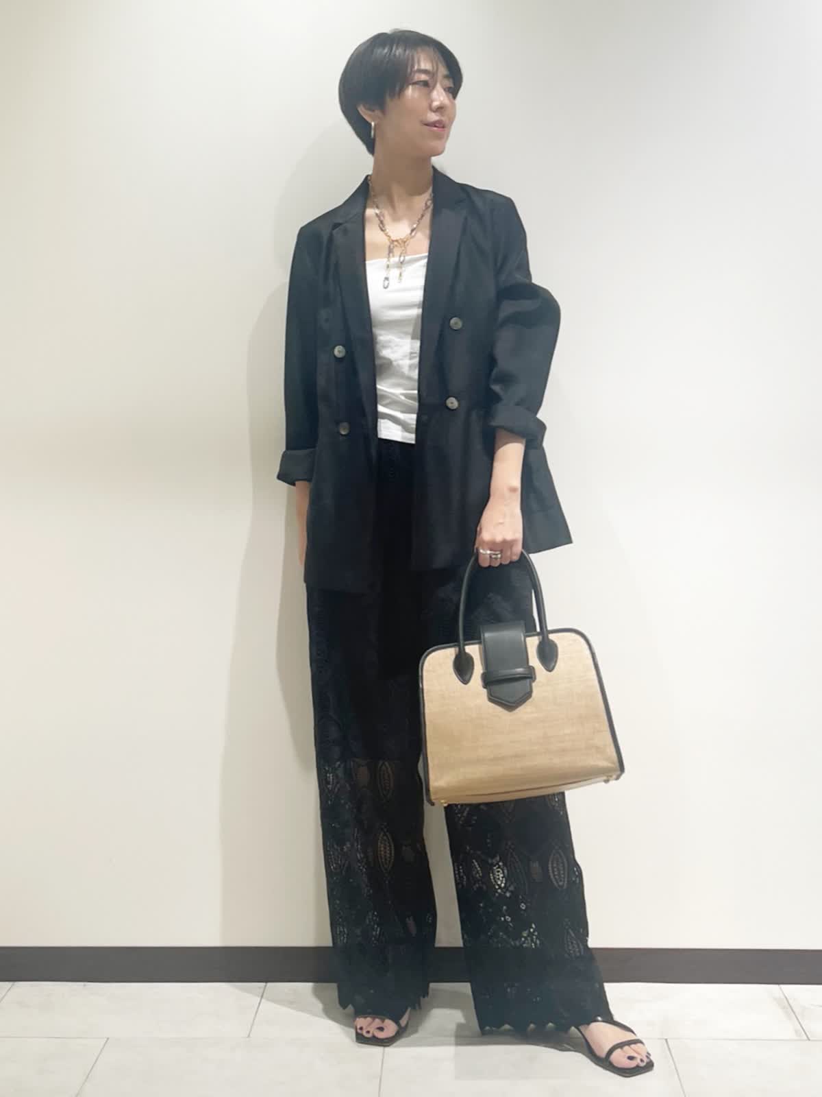 INEDのジャケットを使った盛岡川徳SUPERIOR CLOSETのスタッフスタイリング ｜フランドル（FLANDRE）オンライン