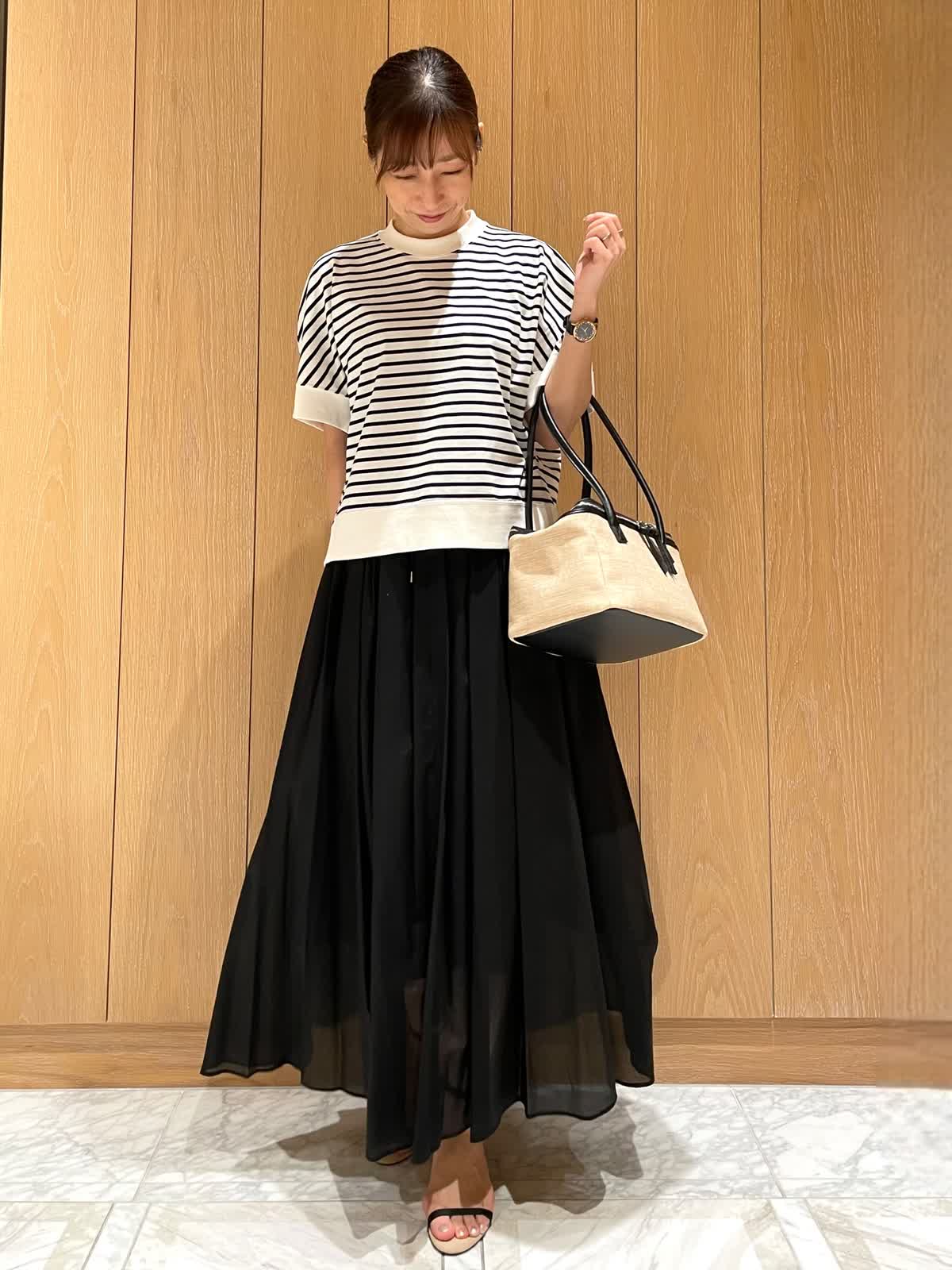 日本橋高島屋SC SUPERIOR CLOSETのスタッフスタイリング ｜フランドル（FLANDRE）オンライン