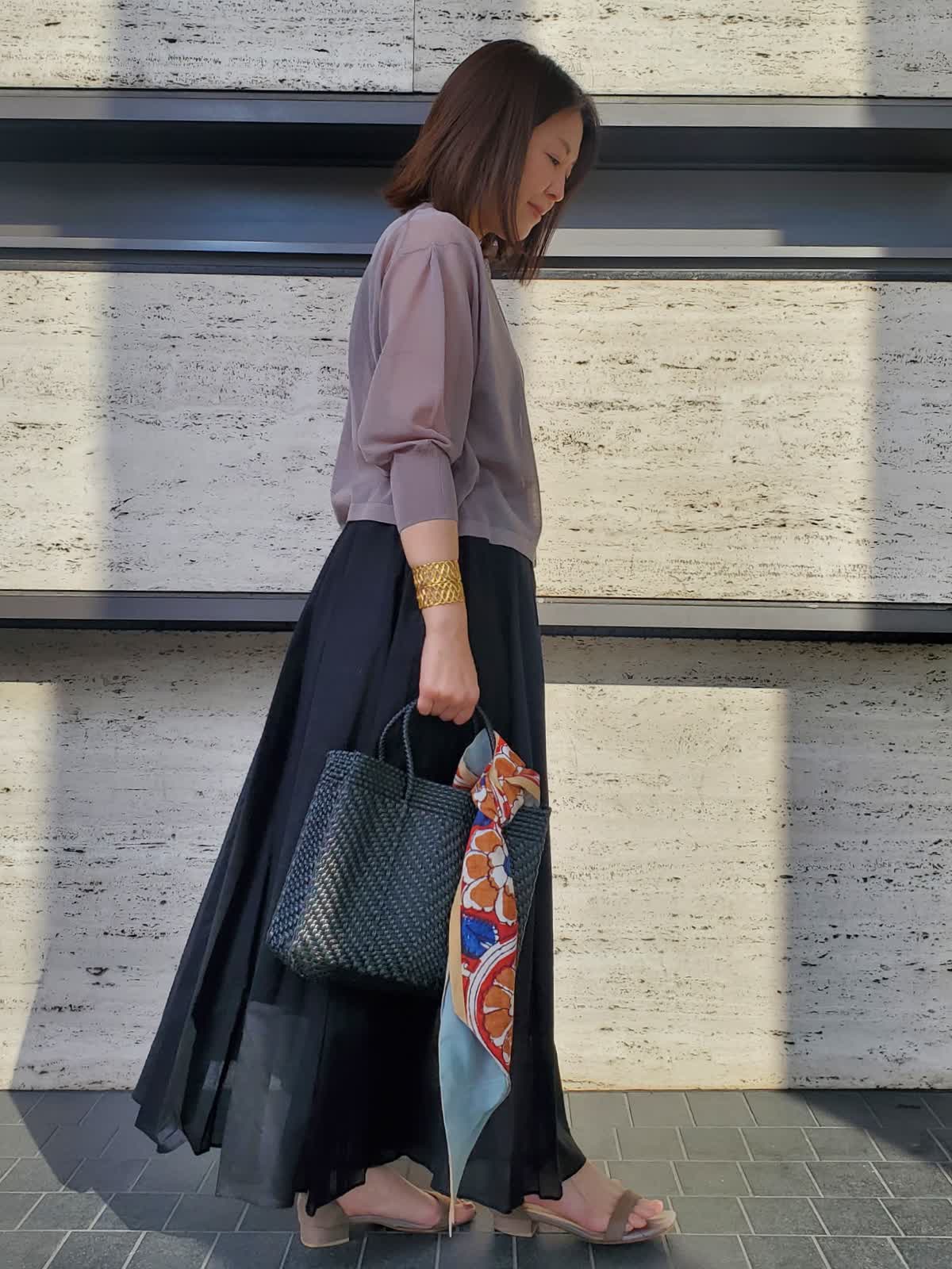 INEDのニットを使った銀座三越SUPERIOR CLOSET GINZAのスタッフスタイリング ｜フランドル（FLANDRE）オンライン