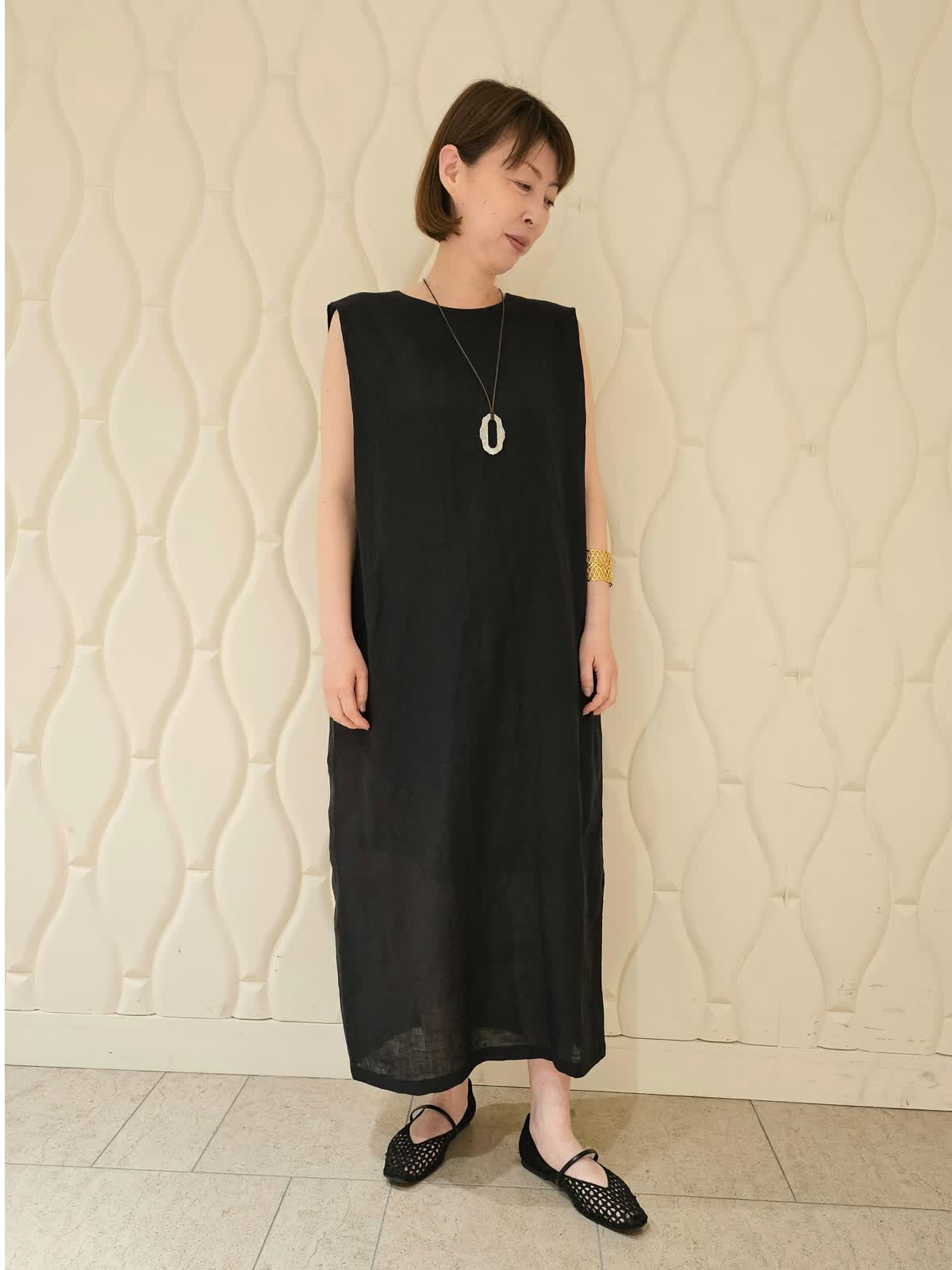 SUPERIOR CLOSET Lのワンピースを使った梅田大丸INEDのスタッフスタイリング ｜フランドル（FLANDRE）オンライン