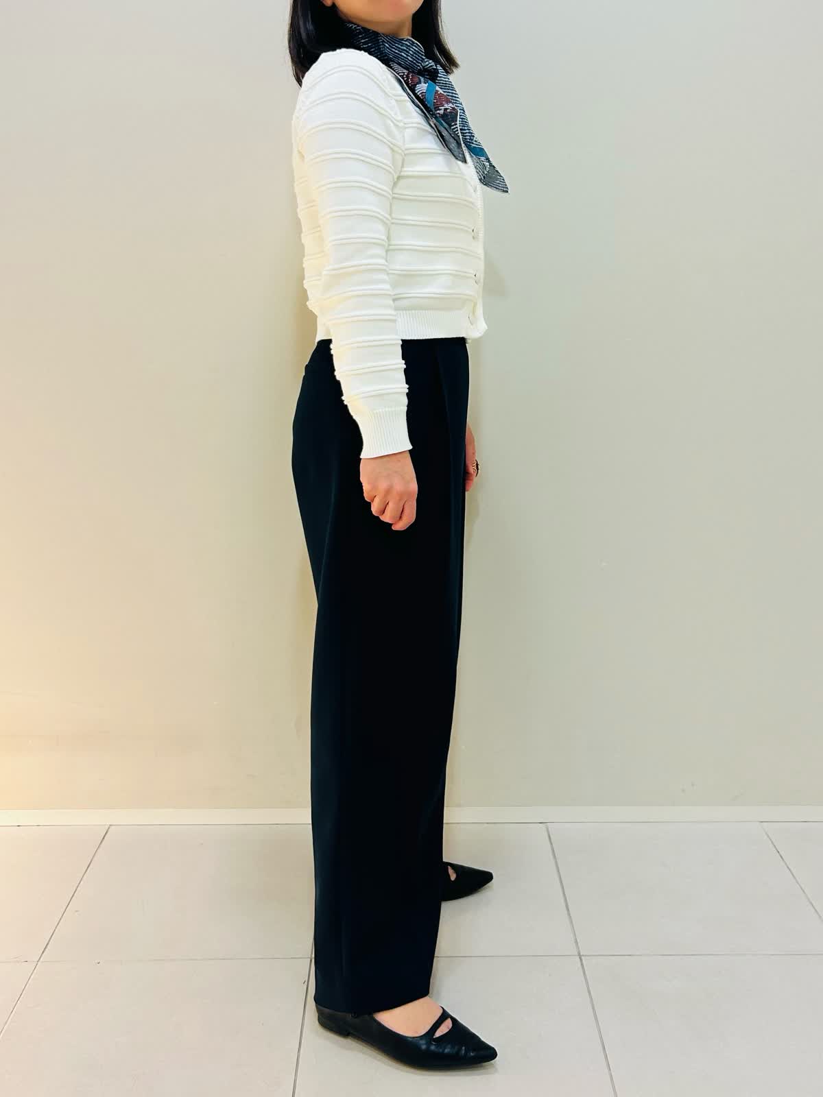 INED Lのニットを使った広島三越SUPERIORCLOSETのスタッフスタイリング ｜フランドル（FLANDRE）オンライン