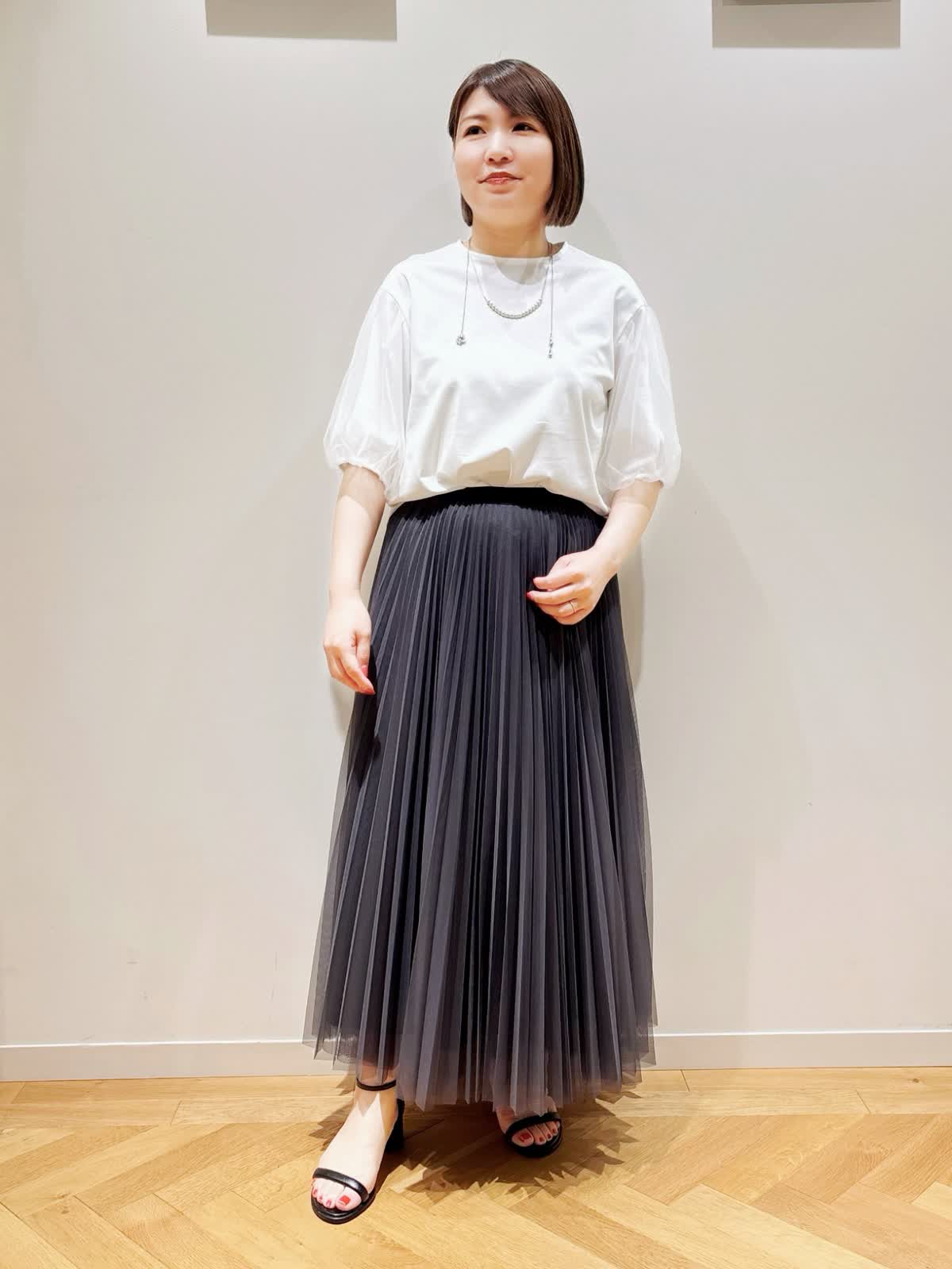 INEDのカットソーを使った熊本鶴屋SUPERIOR CLOSETのスタッフスタイリング ｜フランドル（FLANDRE）オンライン