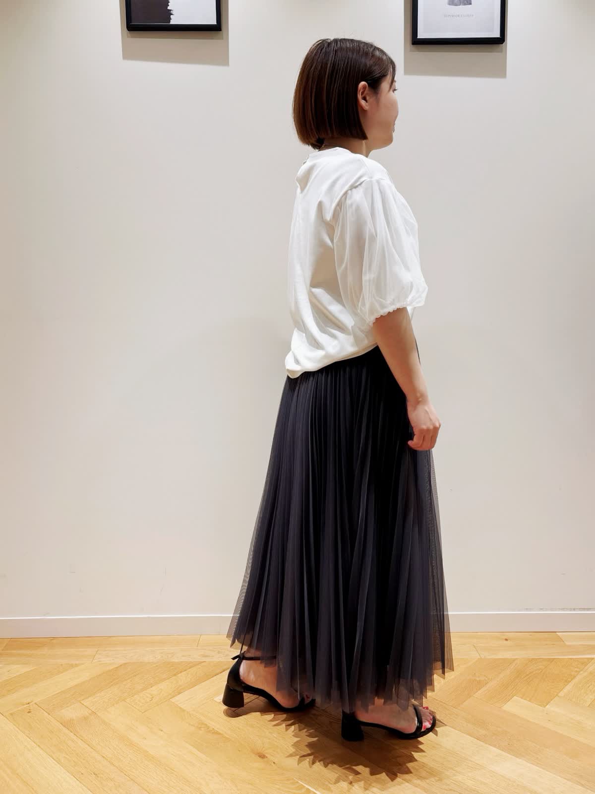 INEDのカットソーを使った熊本鶴屋SUPERIOR CLOSETのスタッフスタイリング ｜フランドル（FLANDRE）オンライン