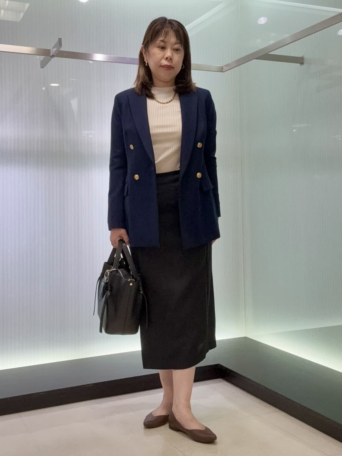 INEDのジャケットを使った函館丸井今井INEDのスタッフスタイリング ｜フランドル（FLANDRE）オンライン