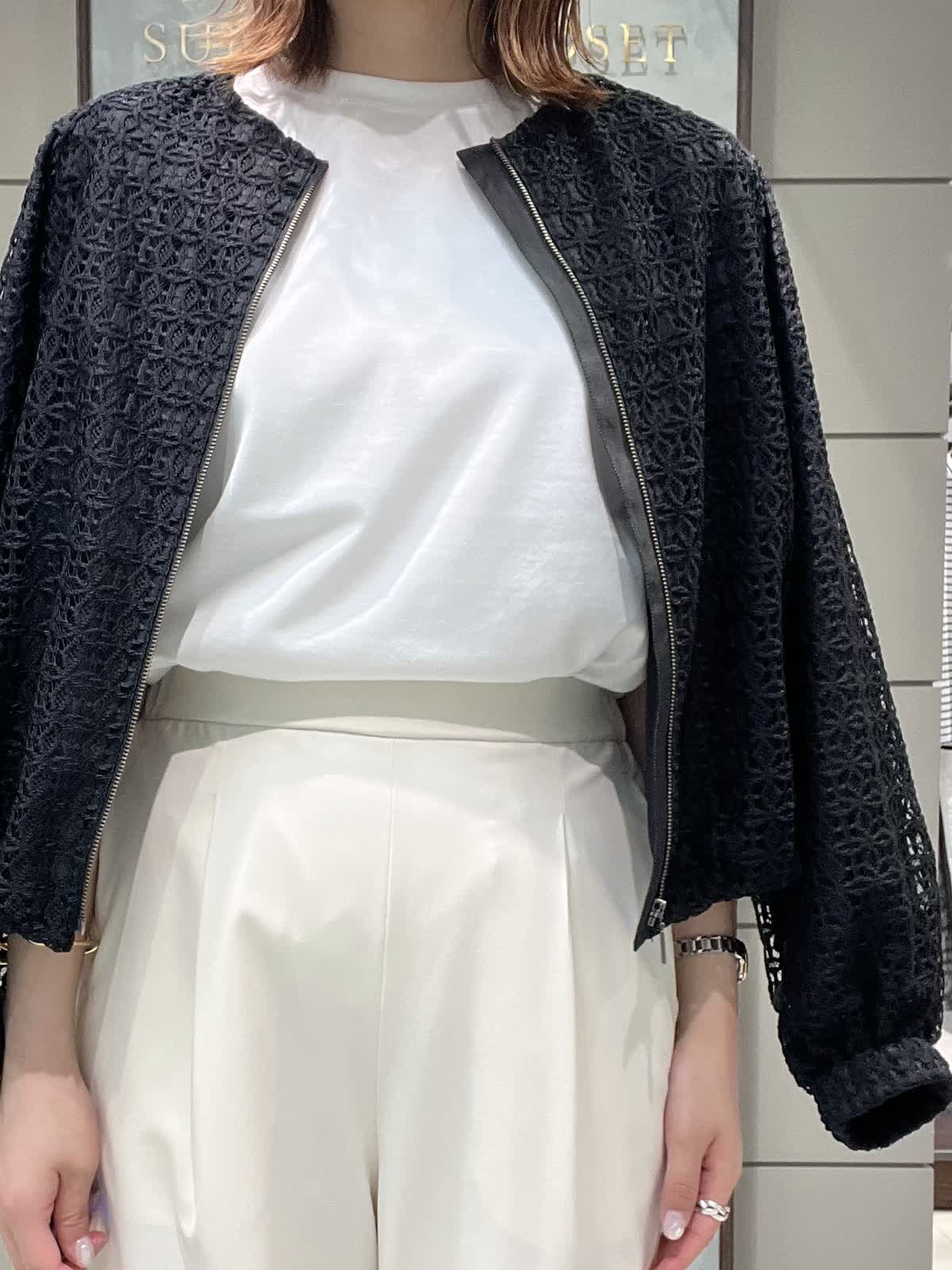 INEDのカットソーを使った札幌丸井今井SUPERIOR CLOSETのスタッフスタイリング ｜フランドル（FLANDRE）オンライン