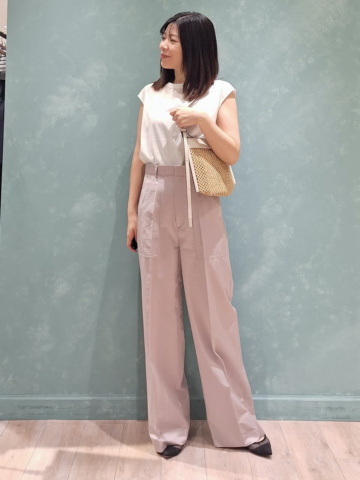 INEDのジャケットを使った福岡岩田屋SUPERIOR CLOSETのスタッフスタイリング ｜フランドル（FLANDRE）オンライン