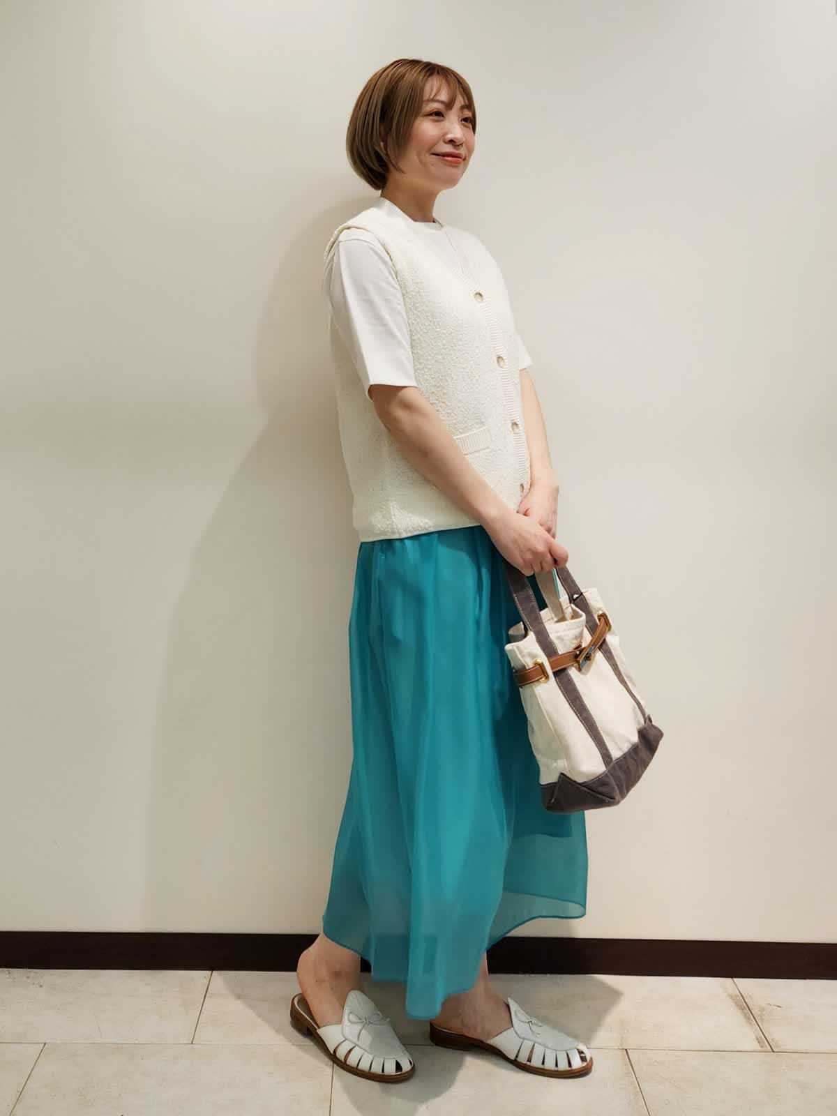 INEDのカットソーを使った盛岡川徳SUPERIOR CLOSETのスタッフスタイリング ｜フランドル（FLANDRE）オンライン